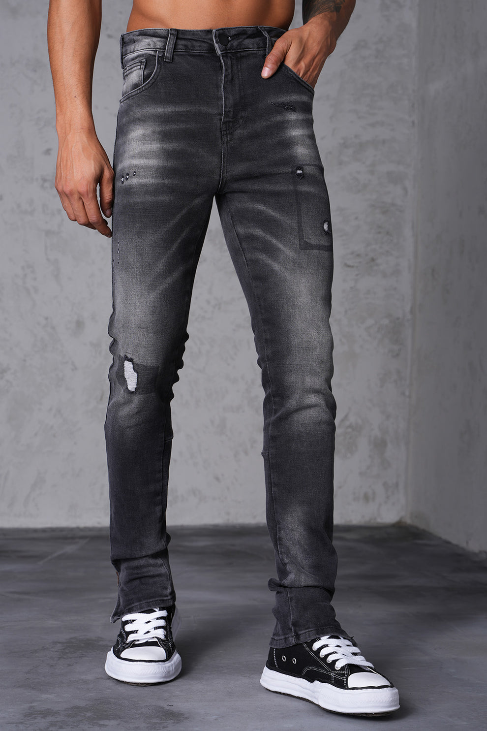 ZIPPED JEAN LL46-12 – IKAO PARIS